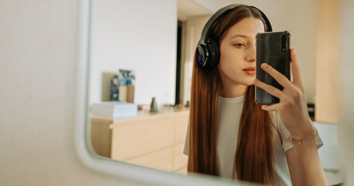 Parenting Place | Is my kid safe on Snapchat?